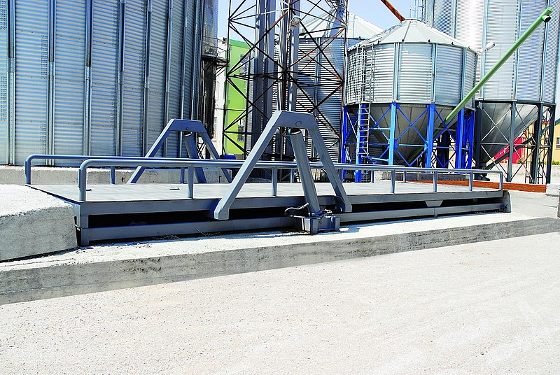 10m On-Ground Discharge Platform | Yılmaz Kardeş Unloading Platform