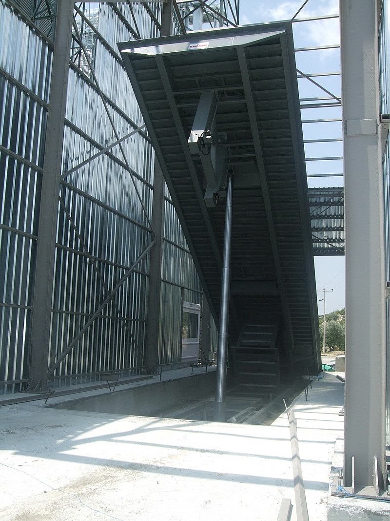 12m Concrete Canal Type Unloading Platform | Yılmaz Kardeş Unloading ...