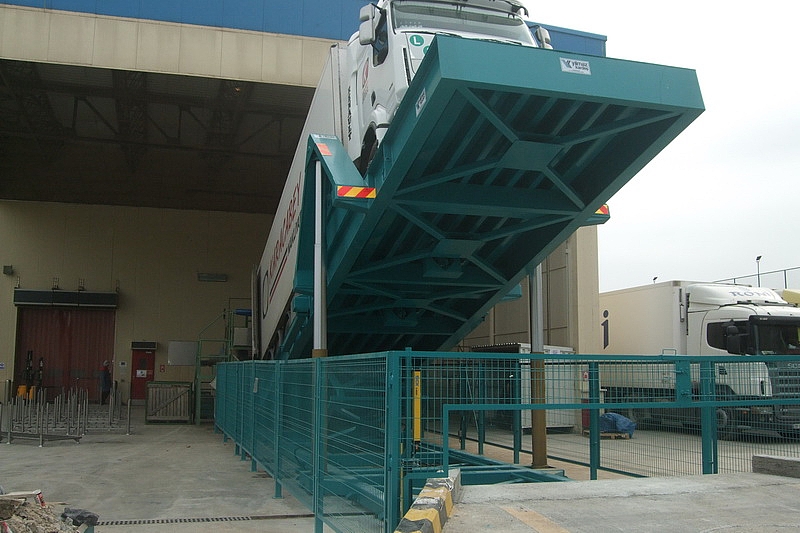 16m On-Ground Discharge Platform | Yılmaz Kardeş Unloading Platform
